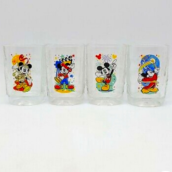 McDonald | Dining | 4 Vintage Mickey Mouse Glasses Mcdonalds Walt ...